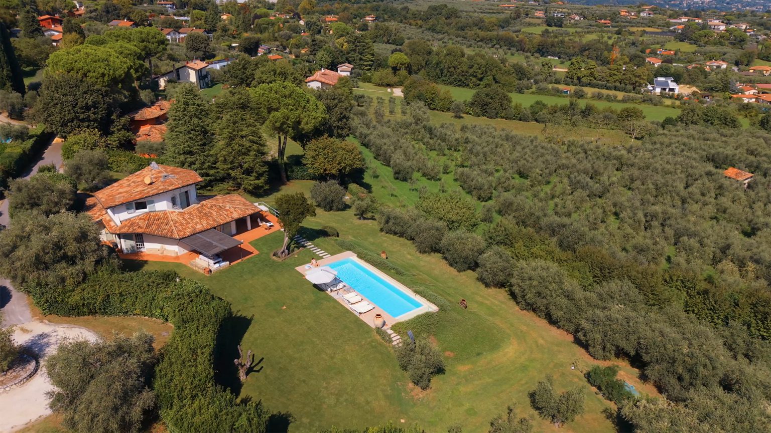 Villa del Prato, Lago di Garda: sound healing tra ulivi e orizzonti blu